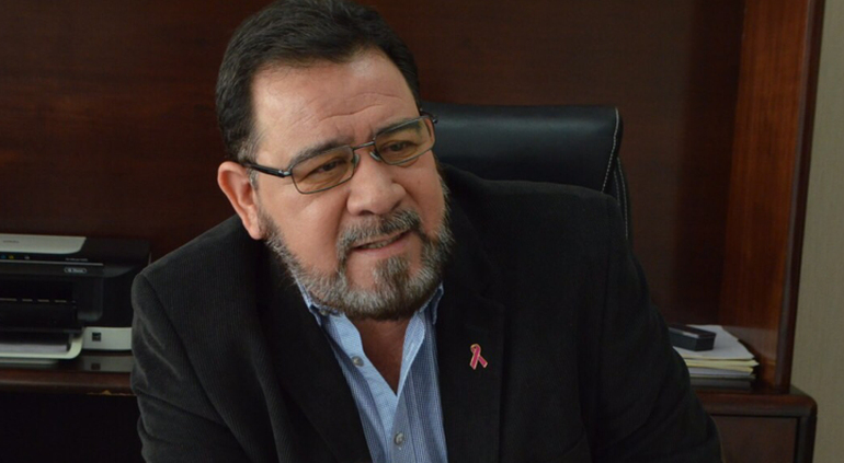 El diputado Miguel Colunga de Morena comentó que continuan las pláticas ...