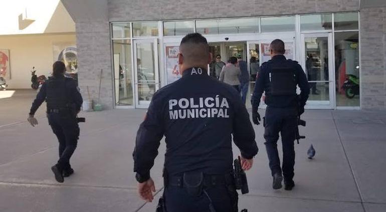 Rondines permanentes en corredores comerciales: Policía Municipal
