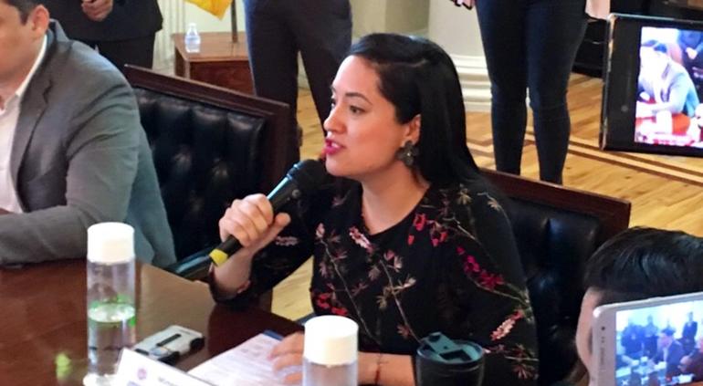 Esta mañana la regidora Minerva Correa Hinojosa solicitó licencia al ...