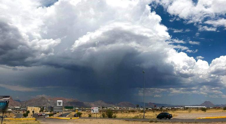 Así vieron chubasco de Chihuahua (FOTOS)