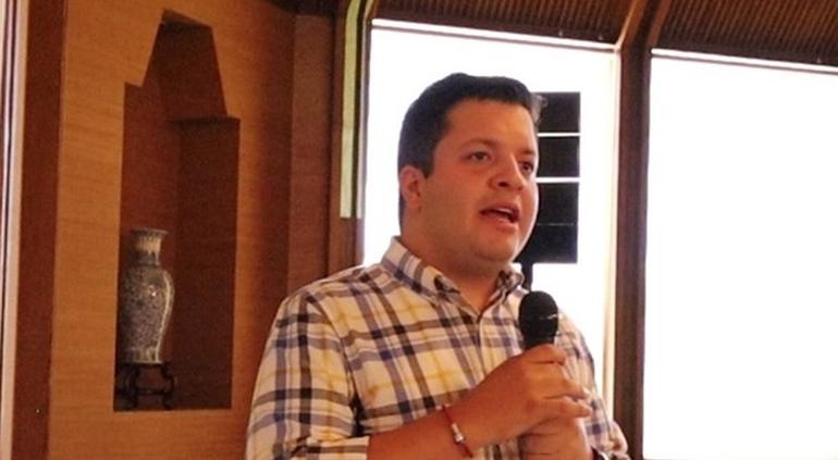 Estoy en proceso: Amín por su afiliación al PAN