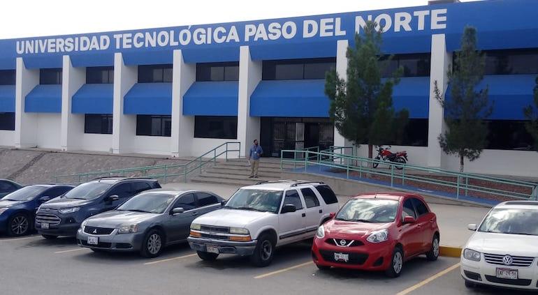 UTPN inició con la entrega de fichas para el cuatrimestre enero-abril