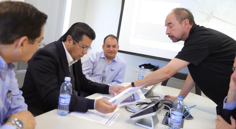 Directivos de la maquila TPI presentaron proyectos a Cabada