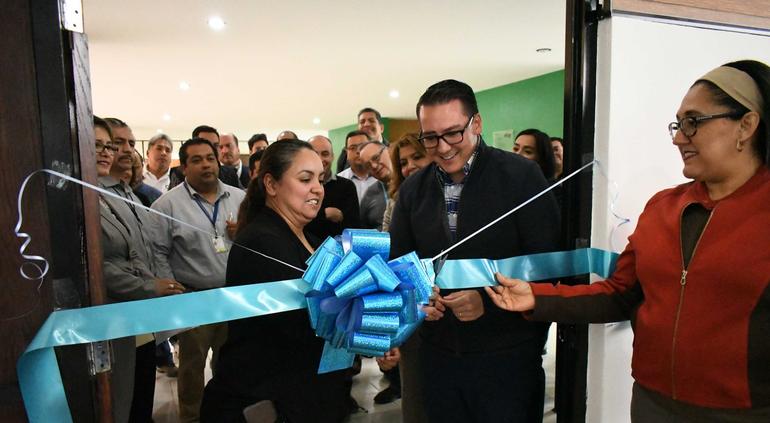 Inaugura UTCJ nueva sala de capacitación