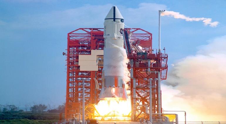 Cancelan lanzamiento de cohete tres segundos antes del despegue | Tiempo