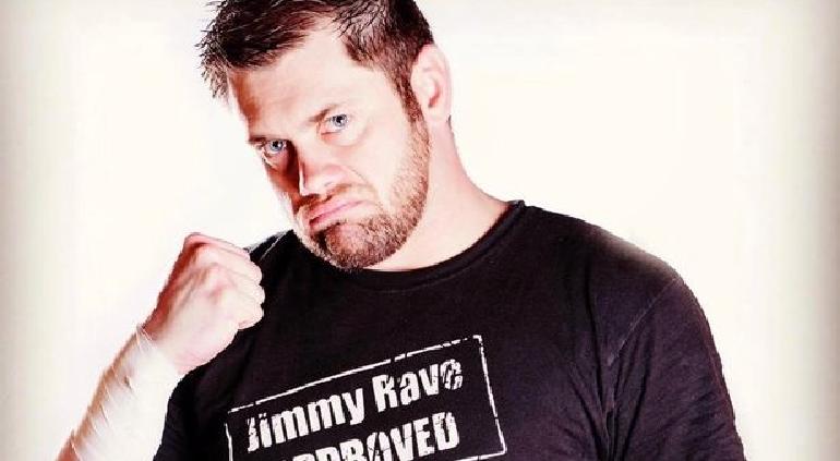 Fin a su carrera: amputan brazo al luchador Jimmy Rave por infección