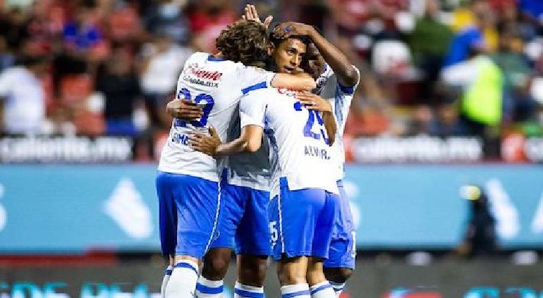 Cruz Azul se recupera y vence a Xolos 1-0 para subir en la tabla