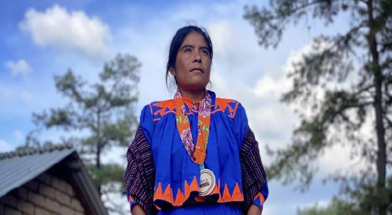 Gana maratón de montañas Lorena Ramírez, la corredora de pies ligeros