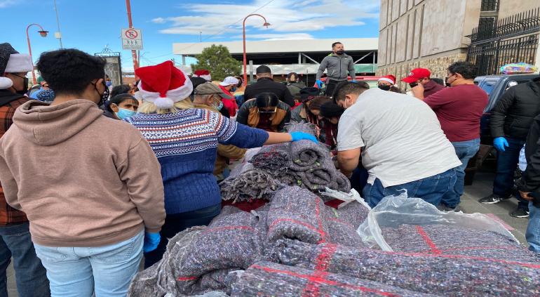 Este viernes llevaron a cabo la entrega de cobijas para personas en ...