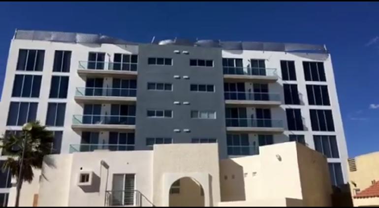 Ciudadanos de Chihuahua dan a conocer, que las ráfagas de viento están desprendiendo la malla ...