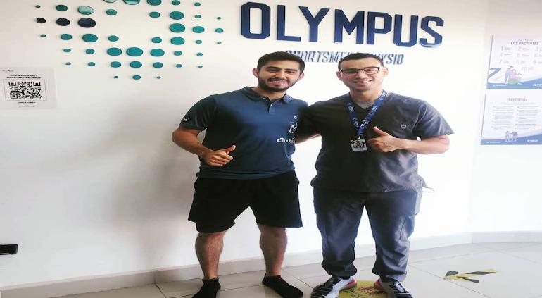 Rodrigo Montoya gana su primer juego en el Nacional de Raquetbol