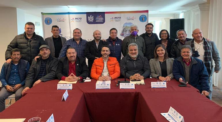 Rodrigo Montoya raquetbol y Gloria Fernández boxeo por Oro y Plata