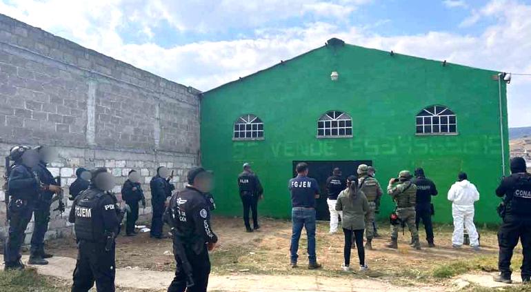 Encontraron 26 bolsas con restos humanos en Edomex