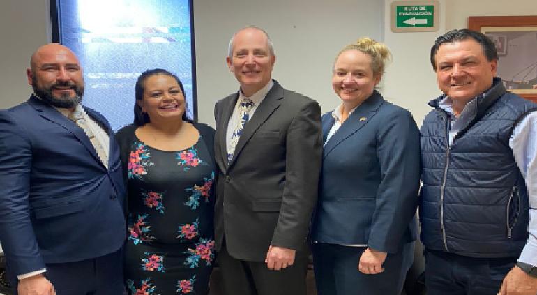 Visita Cónsul de EEUU dirigencia estatal del PRI