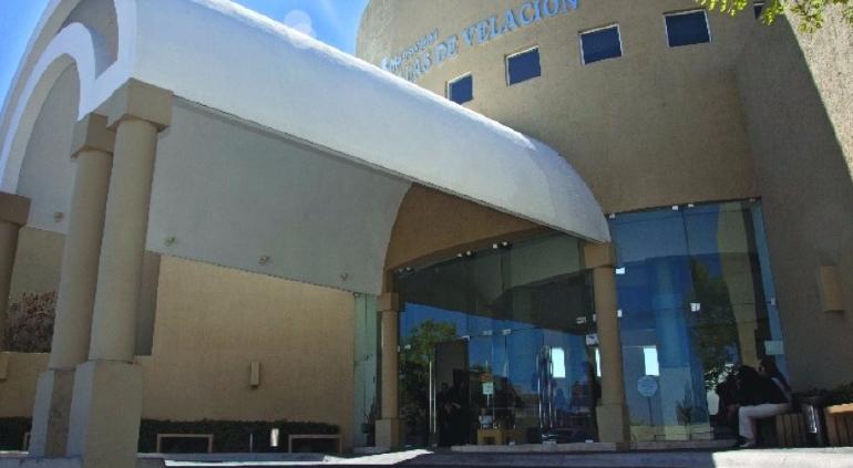 Velan a Antonio Tarín en Mausoleos