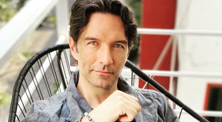 ¿Era Leo de Lozanne? Esto respondió a polémica con Karla Souza