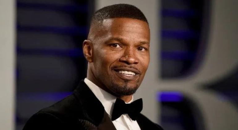 Está Jamie Foxx en rehabilitación física en Chicago