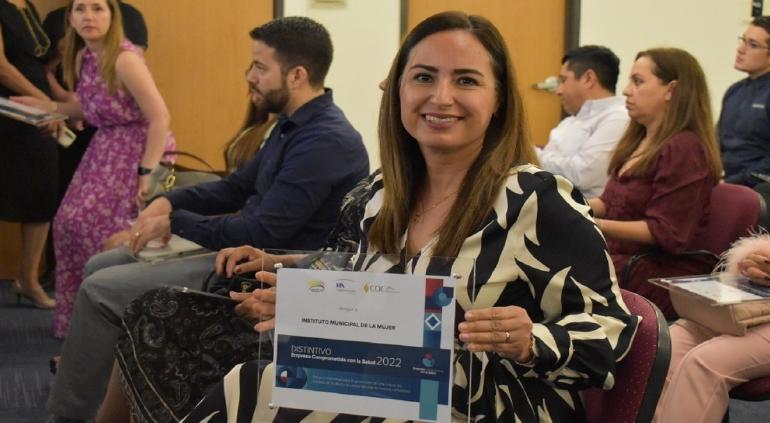 Recibe IMM distintivo de empresa comprometida con la salud