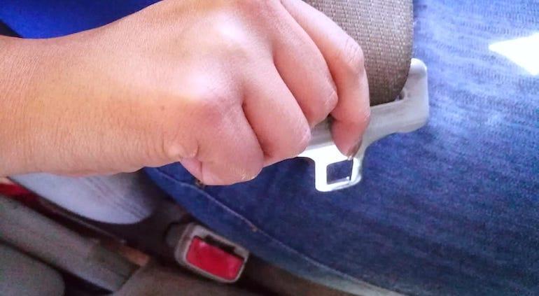 Esta es la manera correcta de usar el cinturón de seguridad