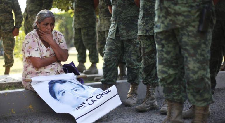 Ordenan Capturar A 16 Militares Por Caso Ayotzinapa