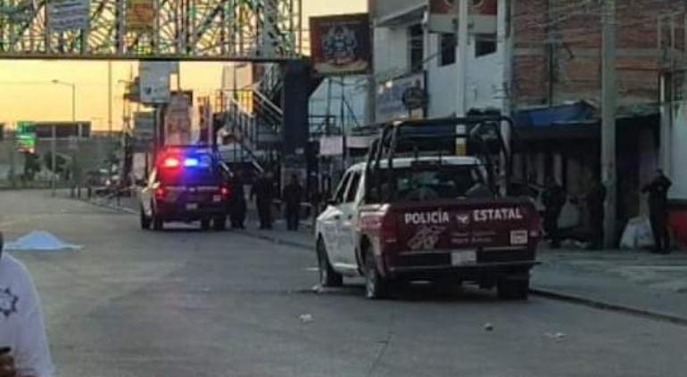 Balacera en bar de Puebla: Cuatro muertos y tres policías graves Balacera en bar de Puebla: Cuatro muertos y tres policías graves