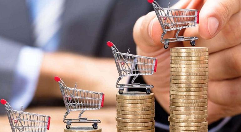 Analyzing Inflation Trends: Energy Costs, Core Inflation, and Risks for ...