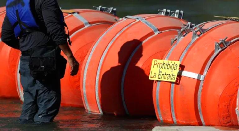 Movió Greg Abbott boyas del Río Bravo al lado estadounidense