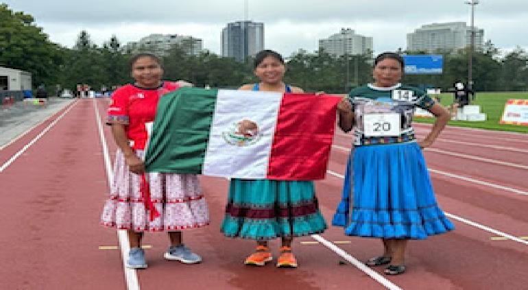 Se coronan atletas rarámuri en los Juegos Mundiales de Canada