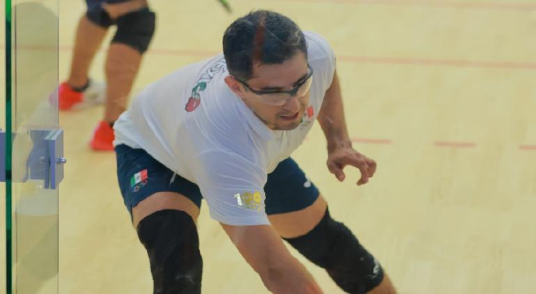 Gana Montoya bronce en ráquetbol y va por oro en dobles