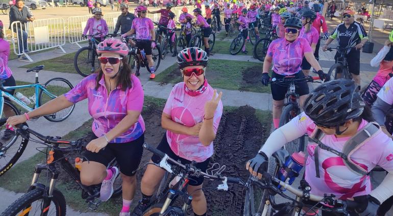 Arranca la Rodada Rosa para concientizar sobre el cáncer de mama