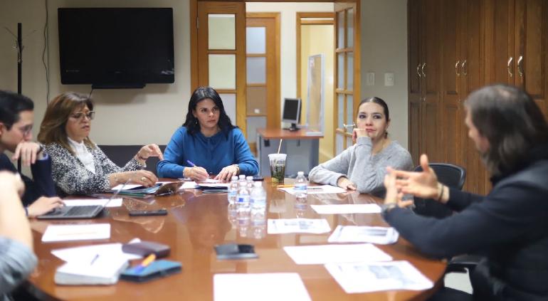 Durante los trabajos de la Comisión de Nomenclatura y Patrimonio ...