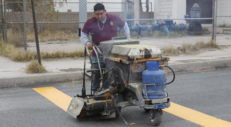 Delimito Control de Tráfico carriles en la calle Parral