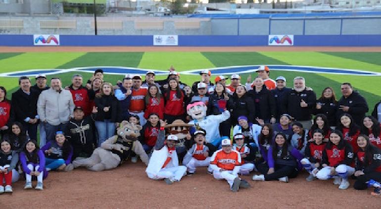 Rehabilita el Municipio cancha de softbol “Héctor Gutiérrez”
