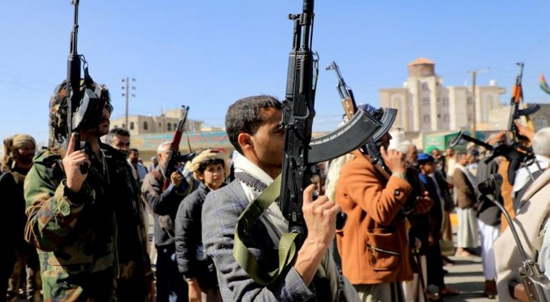 Declararon hutíes de Yemen guerra abierta contra EU y Reino Unido