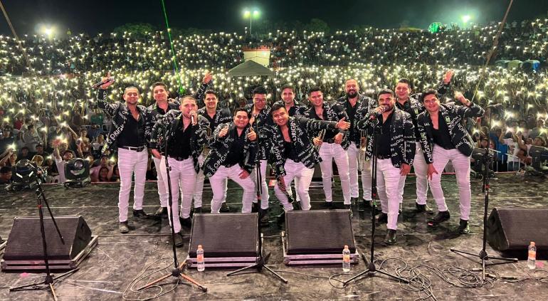 "Por mala conducta" corren a vocalista de La Original Banda El Limón