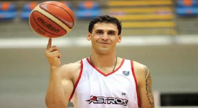 Apaches de Chihuahua anuncian la llegada de Marco Ramos