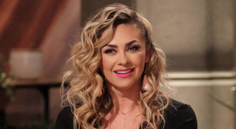 Cobró Aracely Arámbula pensión que depositó Luis Miguel