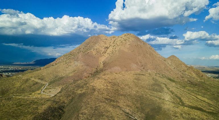 Busca Maru declarar área protegida el Cerro Grande