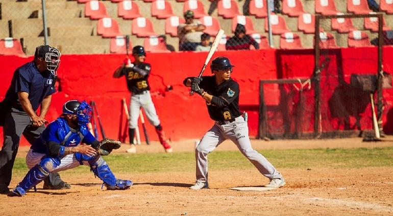 Lideran los Búhos y son los únicos invictos del regional en Juárez