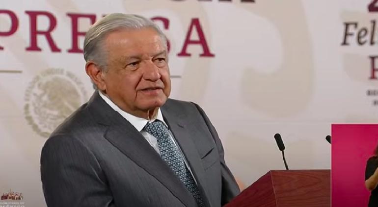 Termina AMLO entrega de 250 mil refris y estufas en Acapulco
