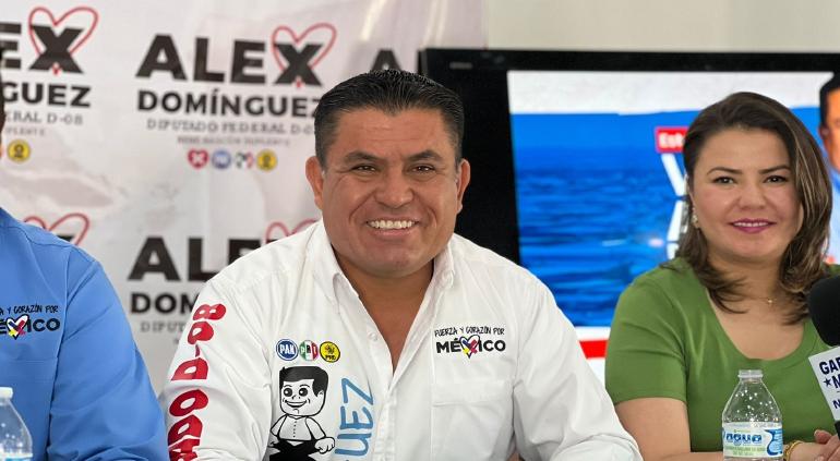 Lanzó Alex Domínguez las “8 del 8” del Desarrollo Económico
