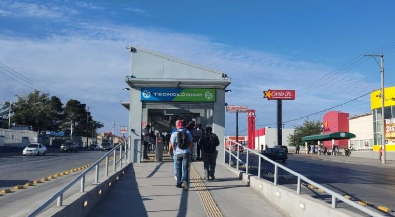 Desde mañana, ampliarán horario para sacar credencial del Juárez Bus