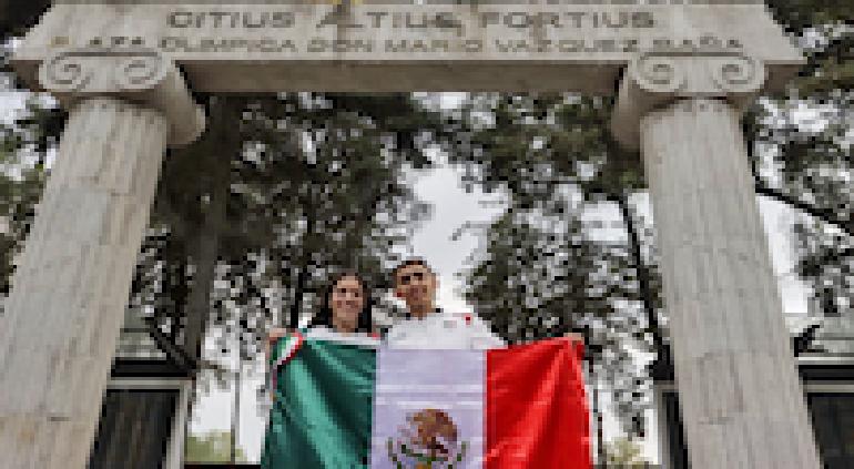 Ale Orozco y Emiliano Hernández abanderados de la delegación México