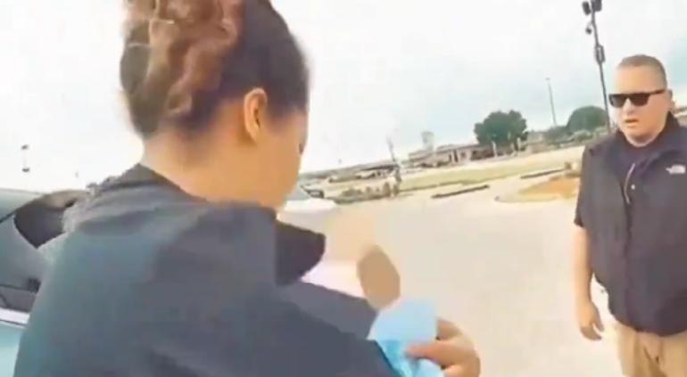 Dejó a su bebé dentro de auto por ¡5 horas!, para irse a jugar casino