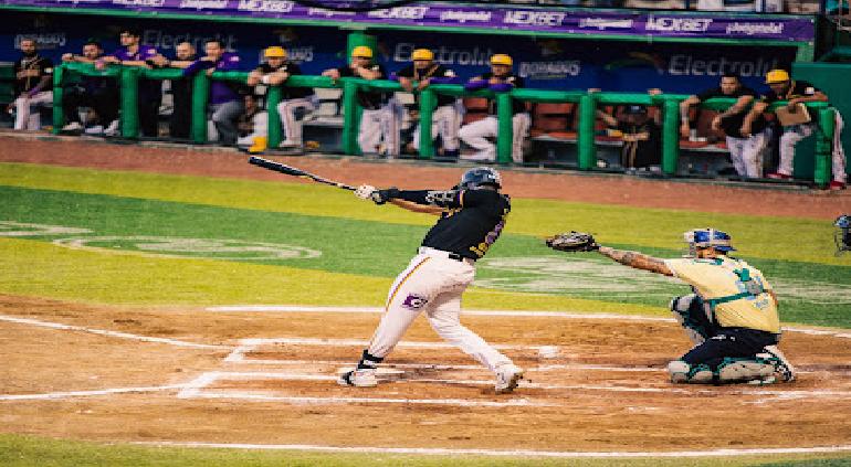 Explota ofensiva de Dorados contra Charros y gana el primer encuentro Explota ofensiva de Dorados contra Charros y gana el primer encuentro