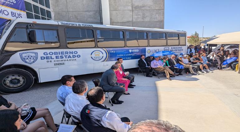 Dan banderazo a las nuevas unidades del IndioBus en CU