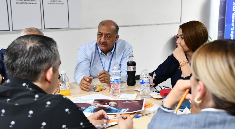 Arranca reingeniería a Educación; dejará de ser “grande y compleja”