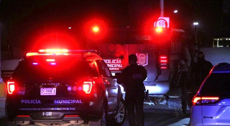 Un fuerte operativo se desplegó esta noche sobre el Teófilo Borunda y ...