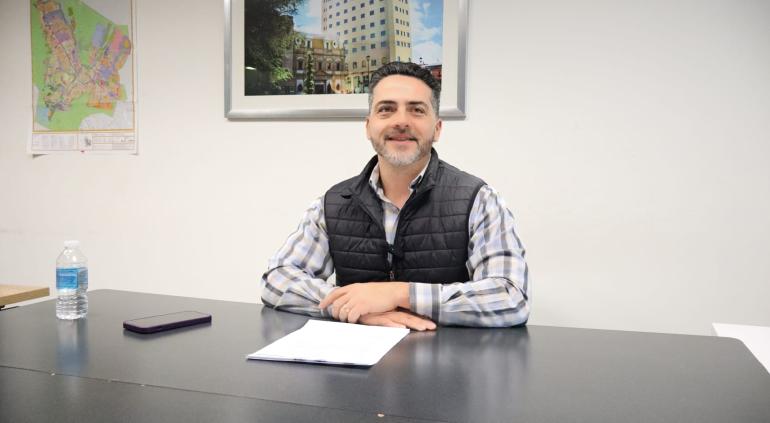 El director del Instituto Municipal de Cultura Física y Deporte, Juan ...