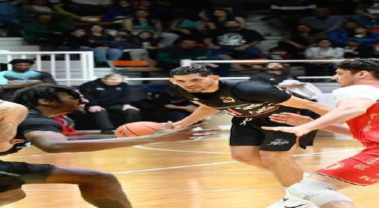 Se despide Virito Hernández como los grandes con Apaches en el Quevedo